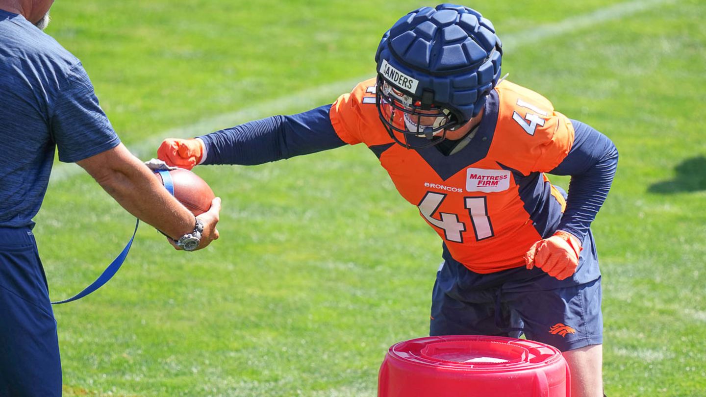 Former Razorbacks' Drew Sanders already drawing projections with ...