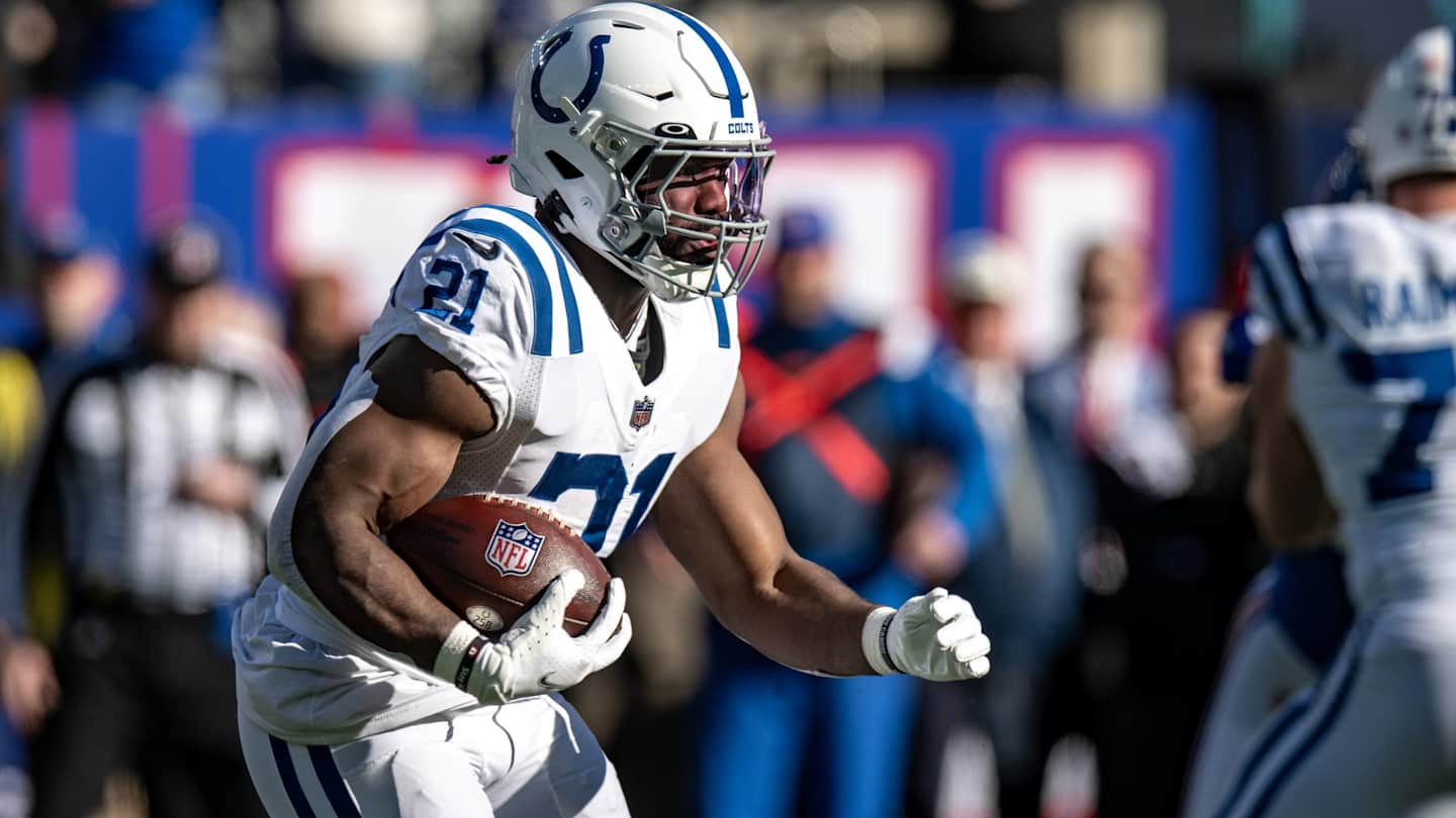 Colts RB Suffer Broken Arm Amid Jonathan Taylor Dispute, per Report ...