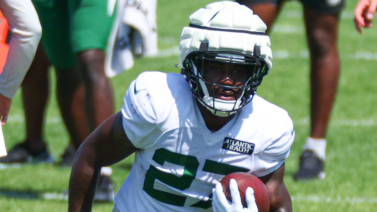 Breece Hall's Backup Emerging at Jets Camp? - Sports Illustrated New ...