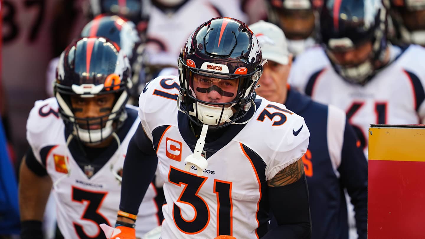 Broncos Releasing Justin Simmons Signals an Imminent Rebuild - Sports ...