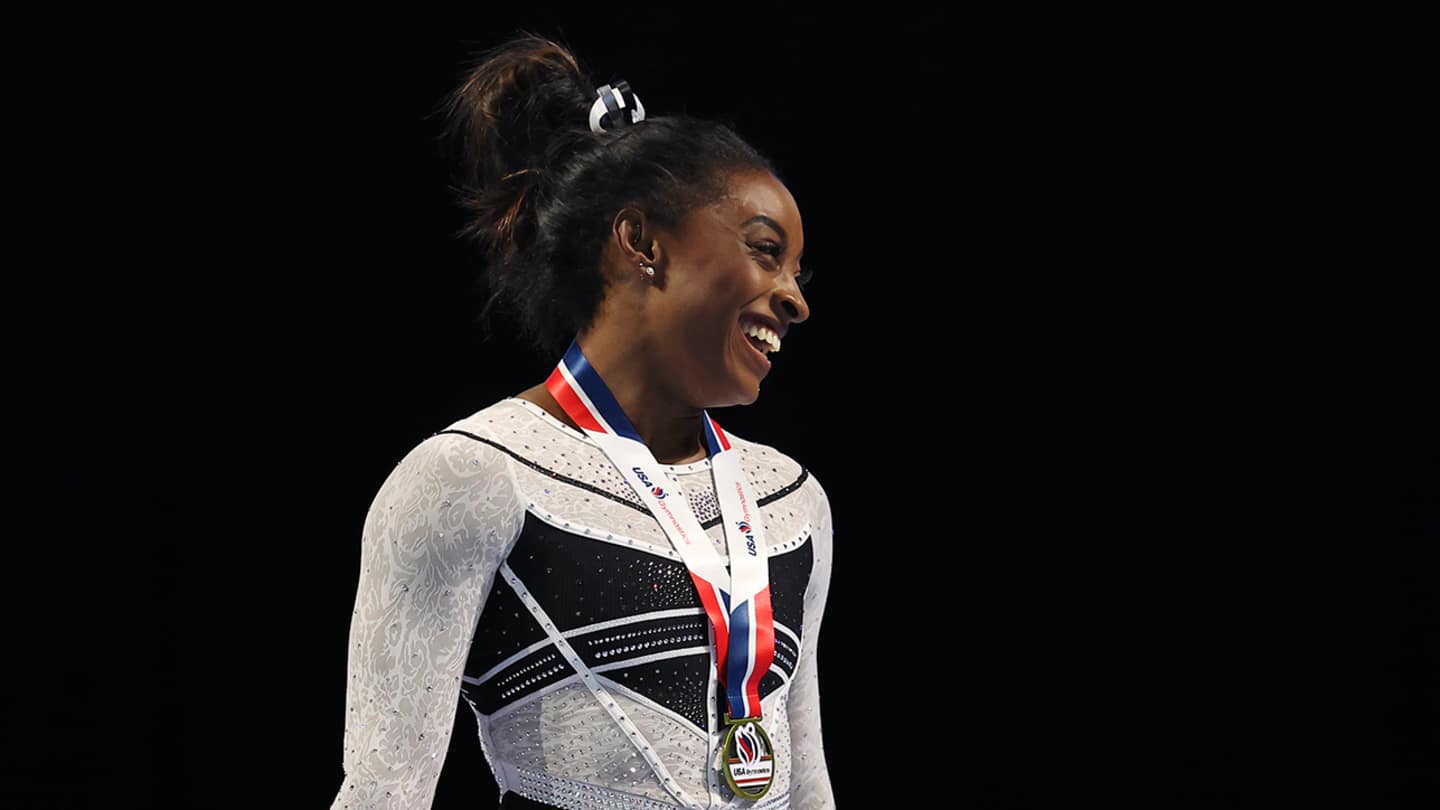 Simone Biles Returns to Competition in Triumphant Fashion at U.S ...