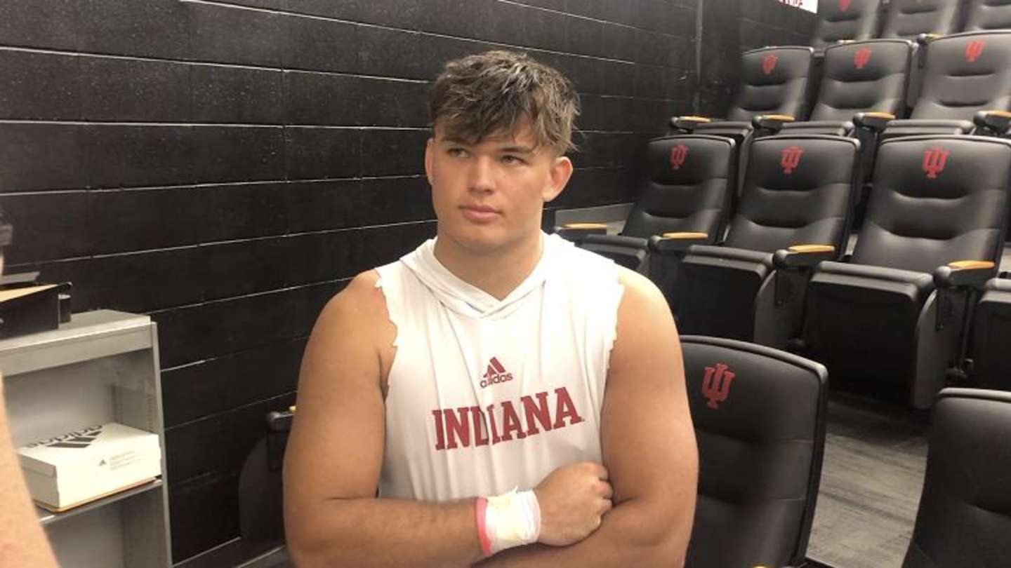 Why Aaron Steinfeldt Took Up Yoga This Offseason: 'One Way I Could Gain ...