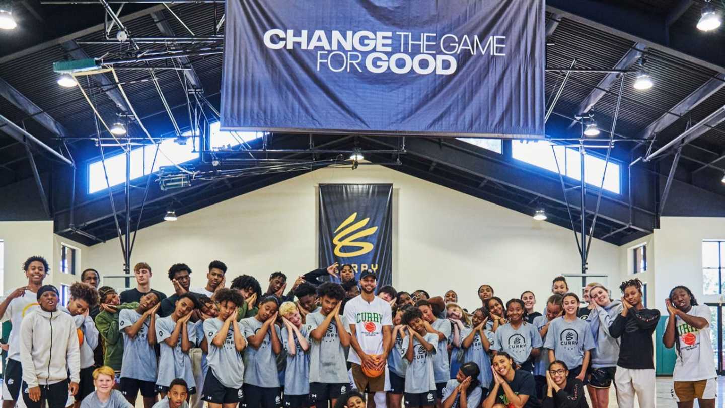 Stephen Curry Hosts 8th Annual Basketball Camp in Bay Area - Sports ...