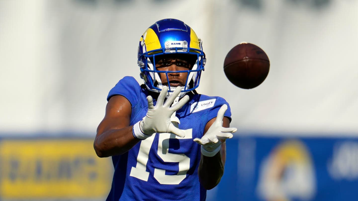 Swagger-Filled Los Angeles Rams WR Demarcus Robinson Having 'Tremendous ...