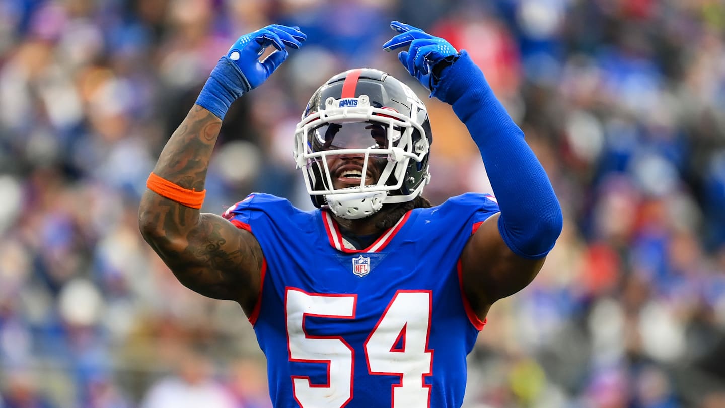 Pro Bowl Linebacker Signs With Buccaneers' Rival - Tampa Bay Buccaneers ...