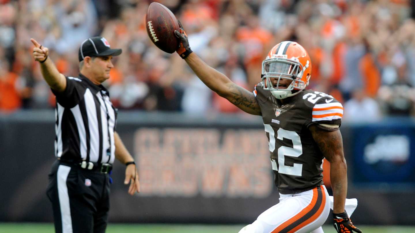 Former NFL CB Buster Skrine Facing Multiple Fraud Charges After Arrest ...
