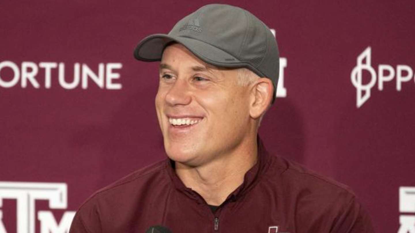 Auburn Tigers Hire Former Texas A&M Aggies Coach D.J. Durkin As ...
