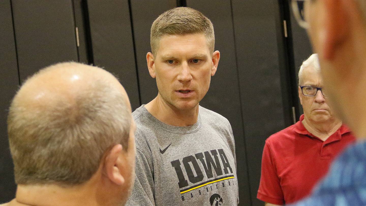 Matt Gatens Describes Feeling of Homecoming - Sports Illustrated Iowa ...