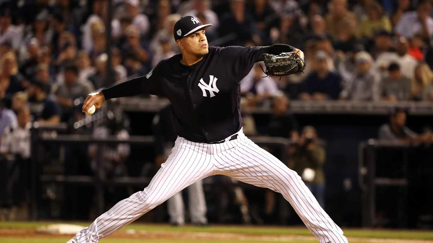 Dodgers: Longtime New York Yankees Reliever Now Pitching on LA's Triple ...