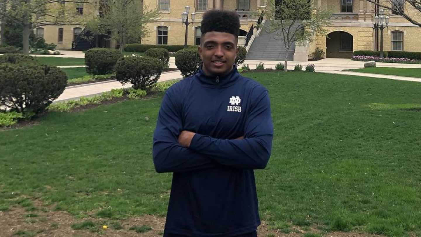Notre Dame Continues Pushing For Standout 2024 LB Adarius Hayes ...