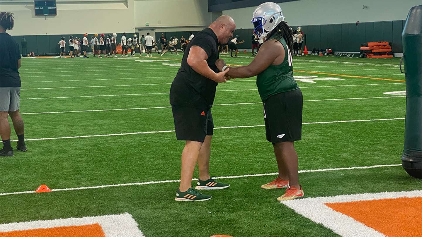 Defensive Tackle Anthony Smith Impresses at Miami Hurricanes' Legends ...
