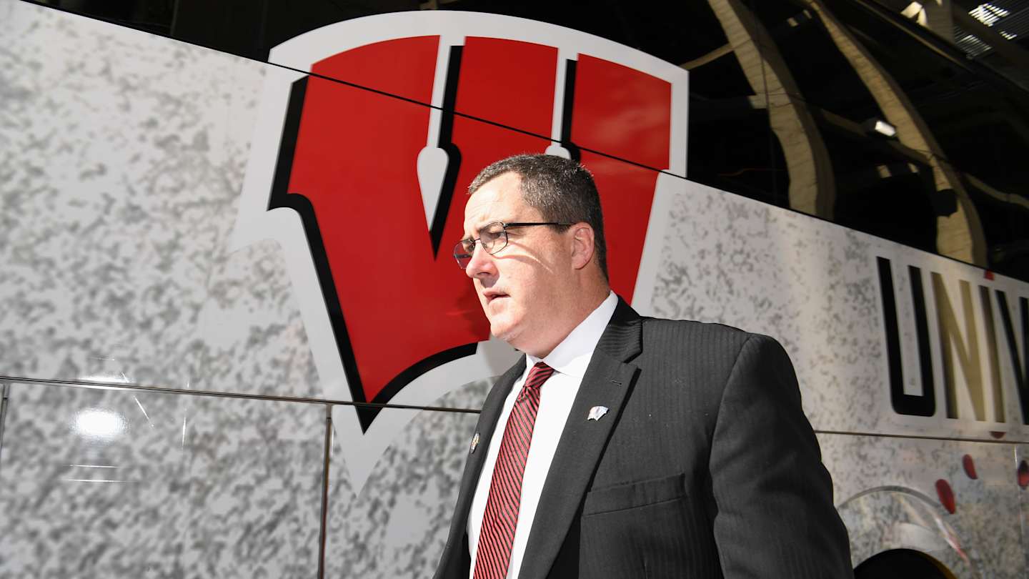 Paul Chryst out as coach of Wisconsin, Jim Leonhard named interim ...
