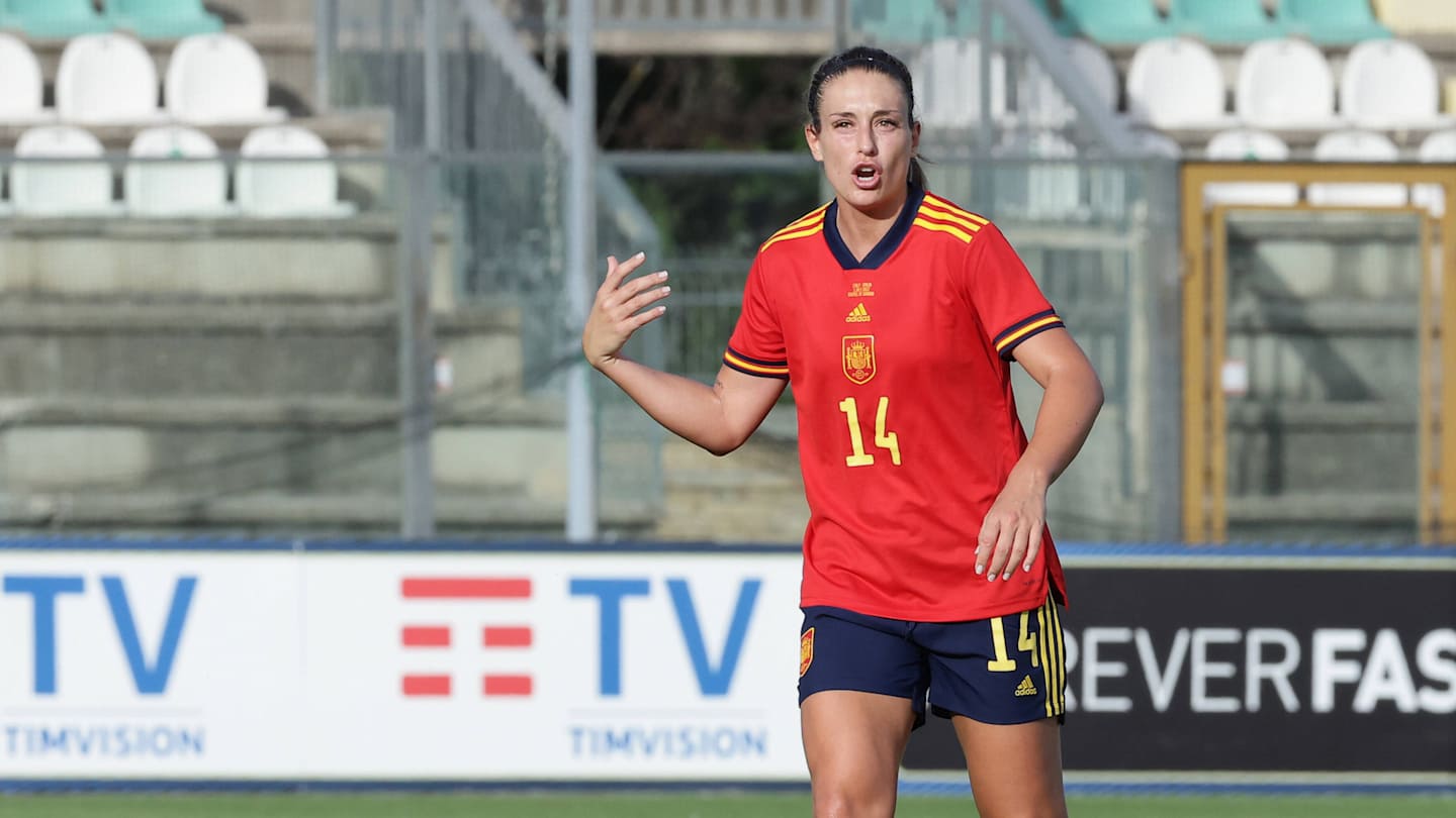 Alexia Putellas Injury: Spain Star Hurts Knee Before Women’s Euros ...