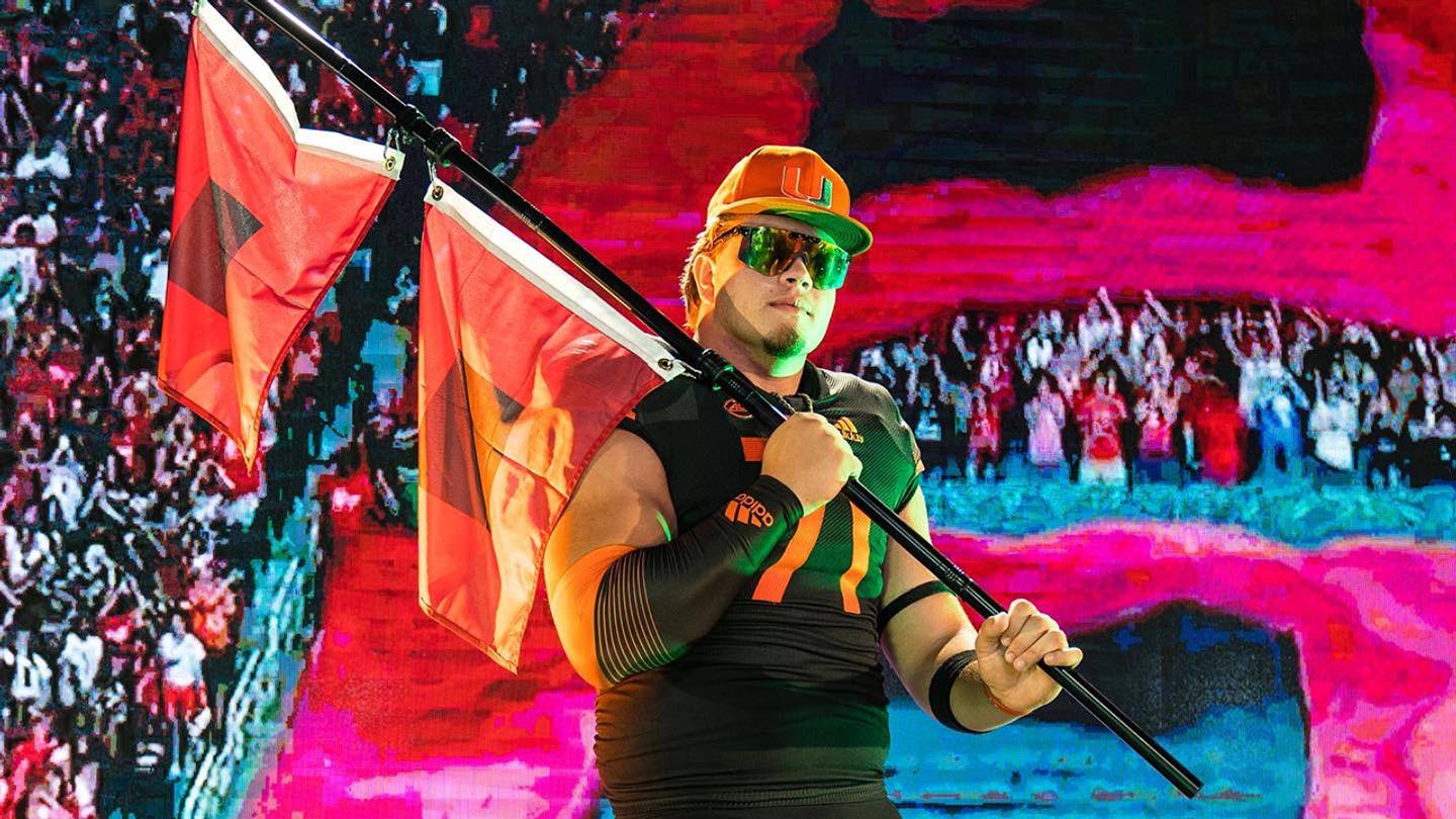Line Recruit Johnathan Cline 'Loved' Official Visit With Miami ...