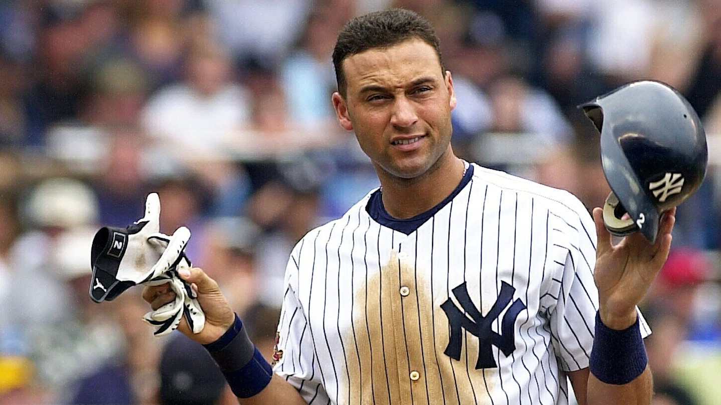 Derek Jeter Finally Addresses His Longtime ‘Gift Basket’ Rumor - Sports ...
