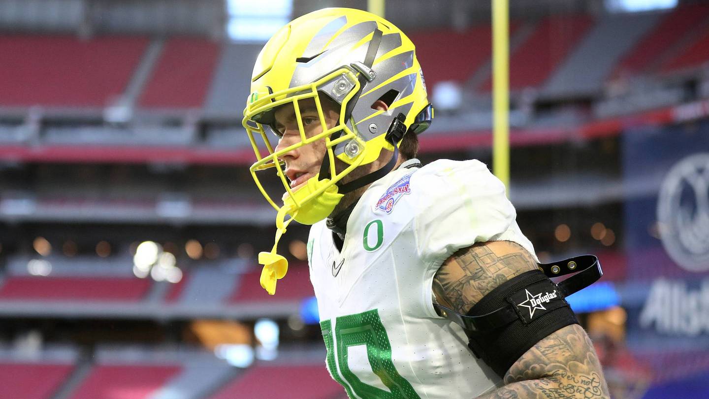 Oregon Tight End Spencer Webb Dies at Age 22 - Sports Illustrated