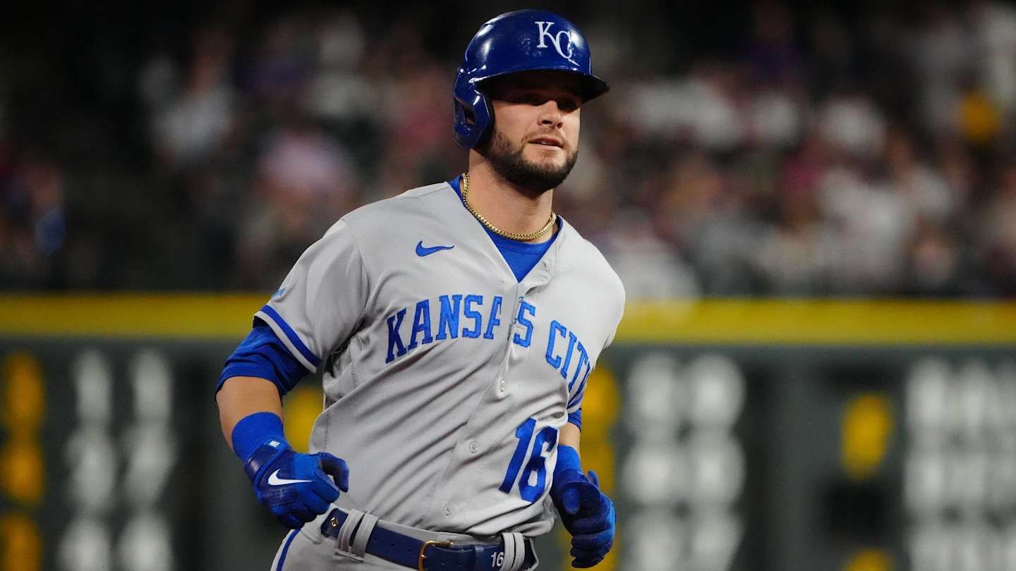 Andrew Benintendi Addresses Vaccination Status After Trade to Yankees ...