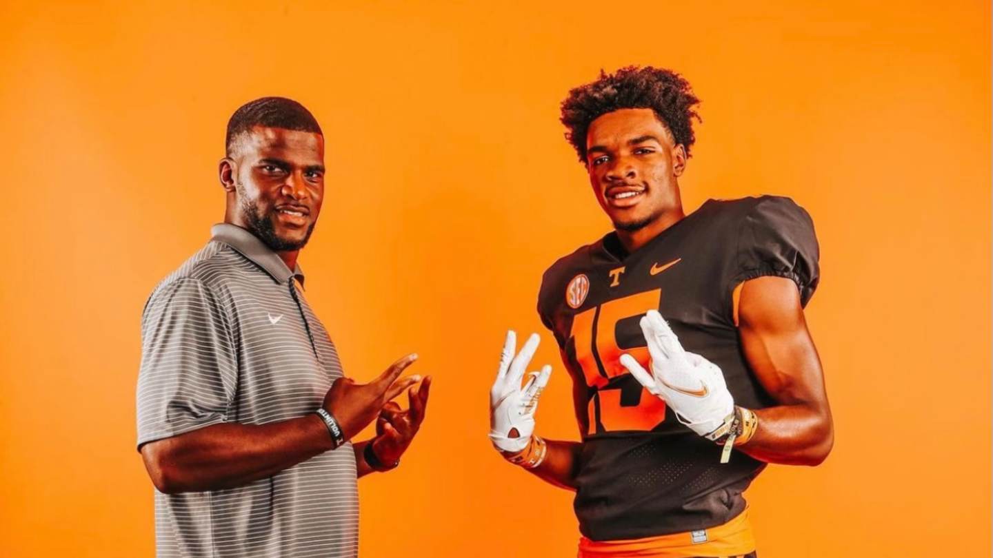 3&Out: Breaking Down the Commitment of WR Nathan Leacock to Tennessee ...