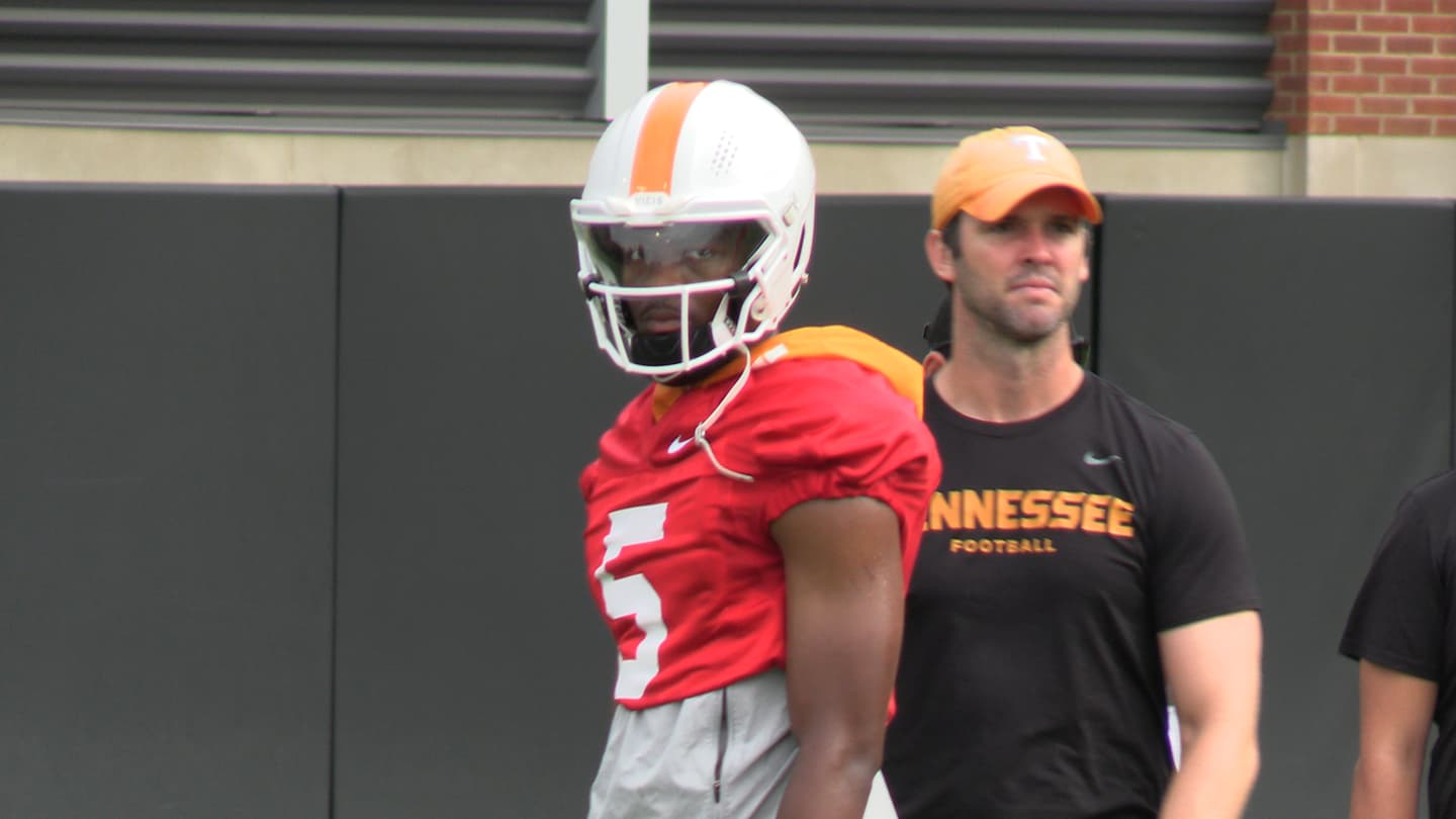 Six Days 'Til: Six Reasons Tennessee Vols Football Will Finish as a Top ...