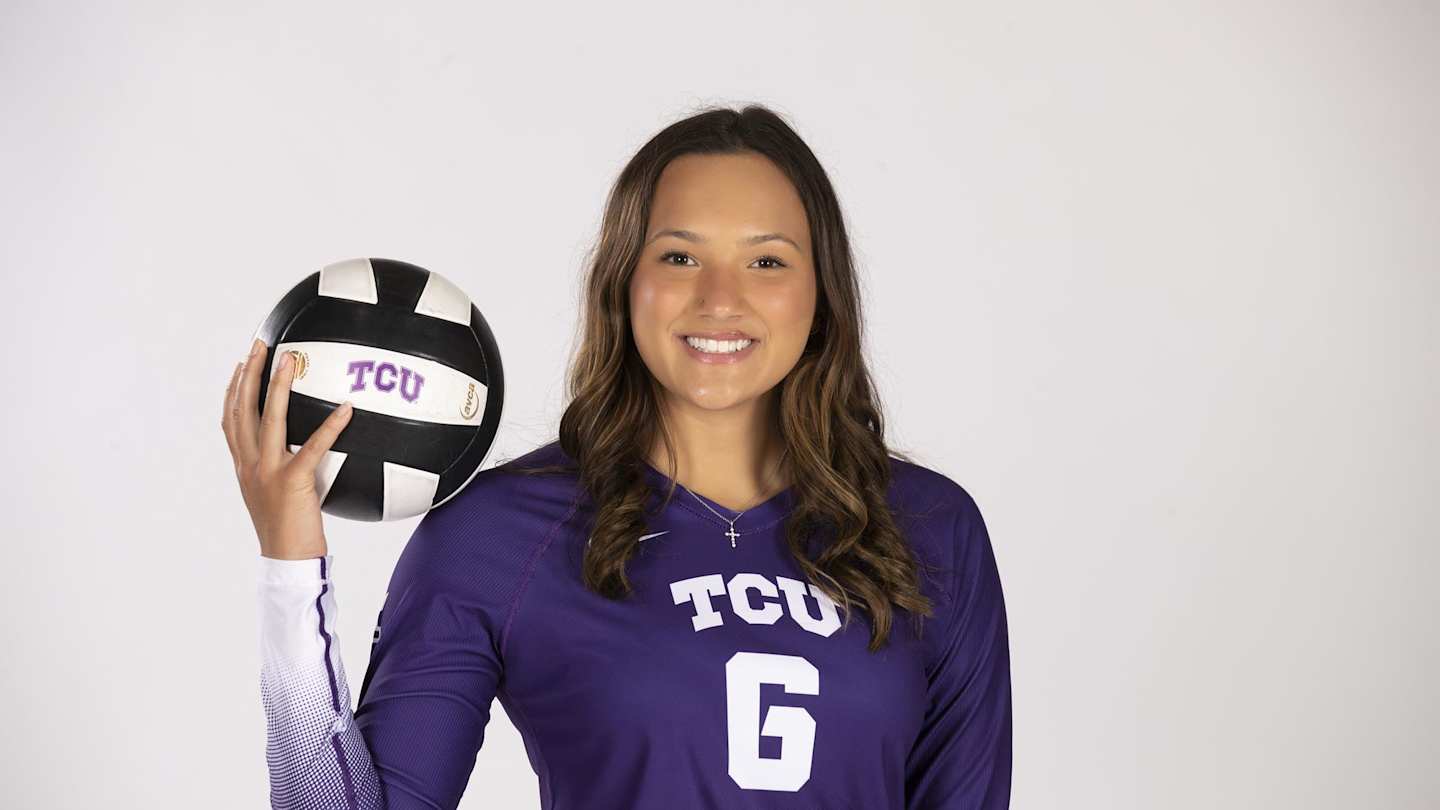 TCU Volleyball: Meet Taylor Raiola - Sports Illustrated TCU Killer ...