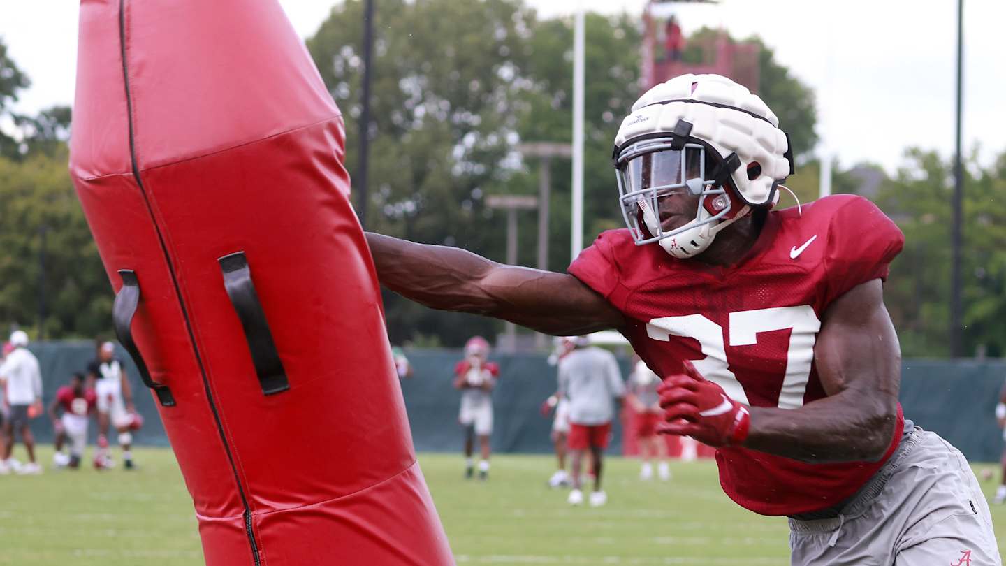 Linebacker Demouy Kennedy Enters Transfer Portal - Sports Illustrated Alabama Crimson Tide News ...