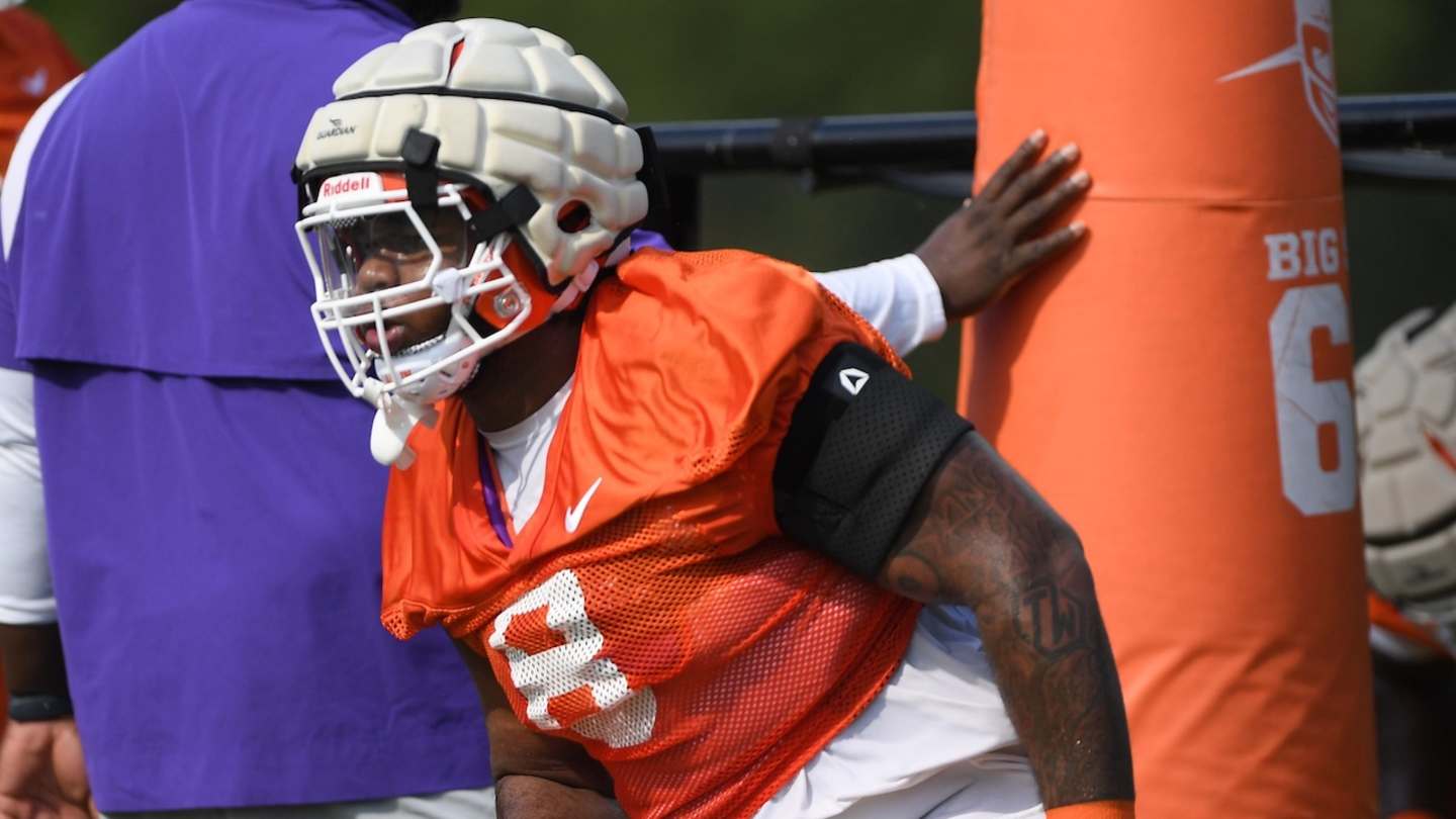 Injury Report: Clemson Tigers Defensive Tackle Tré Williams to Miss a ...