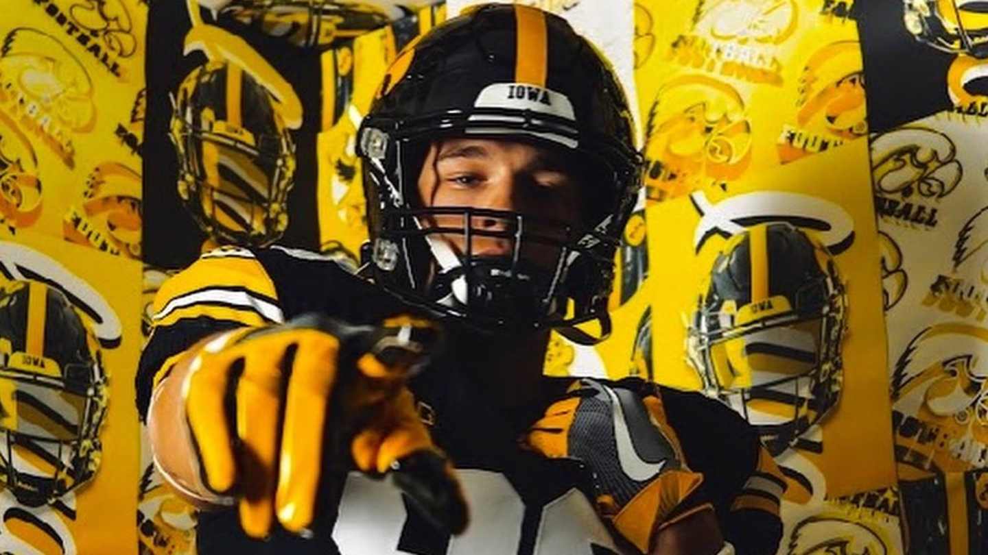 Jacob Simpson One to Watch in '24 Class - Sports Illustrated Iowa ...