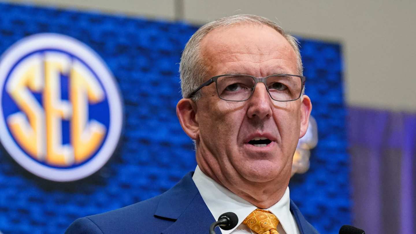 SEC one step closer to football schedule format decision - Sports ...