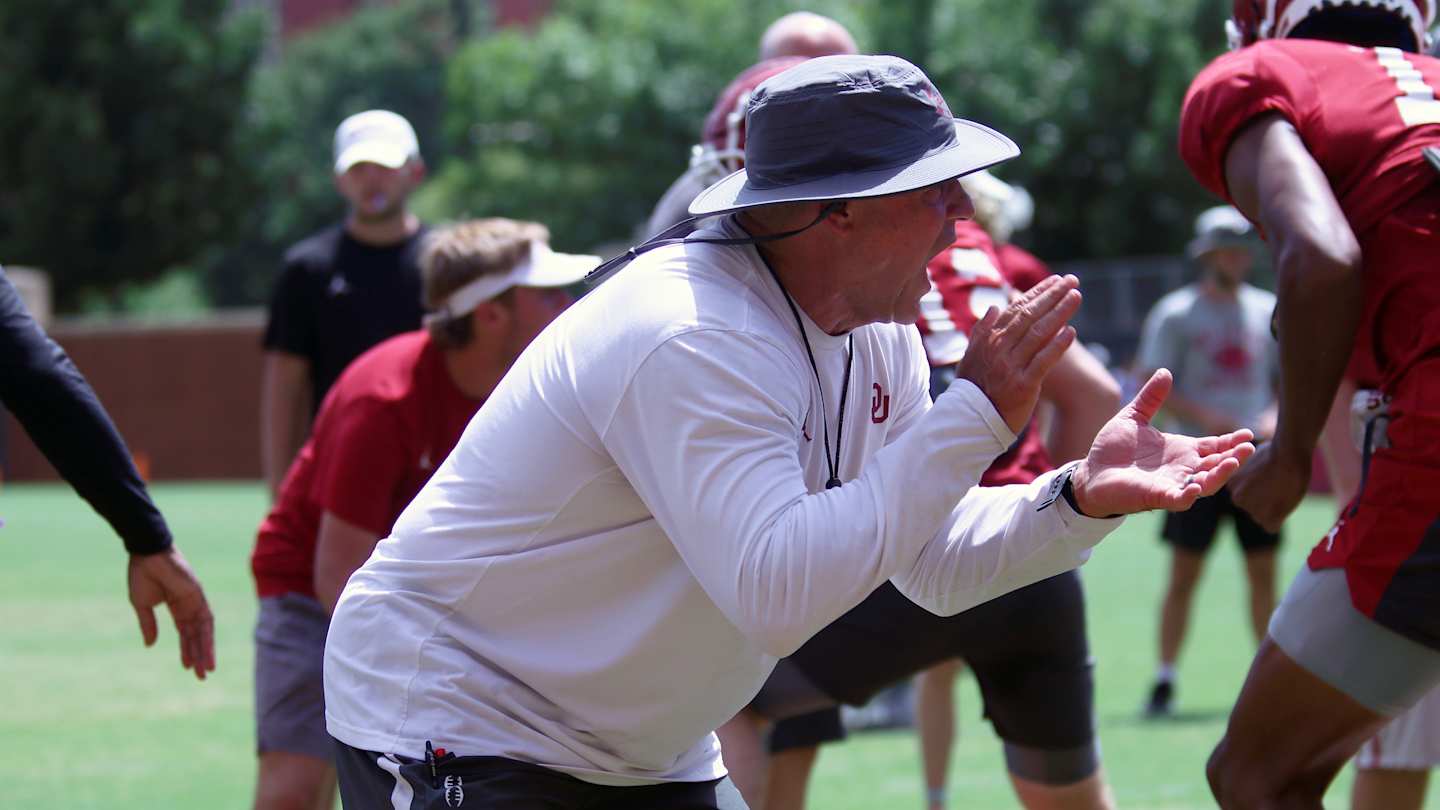 Oklahoma's Jerry Schmidt Has Players 'Looking the Part' in Preseason ...