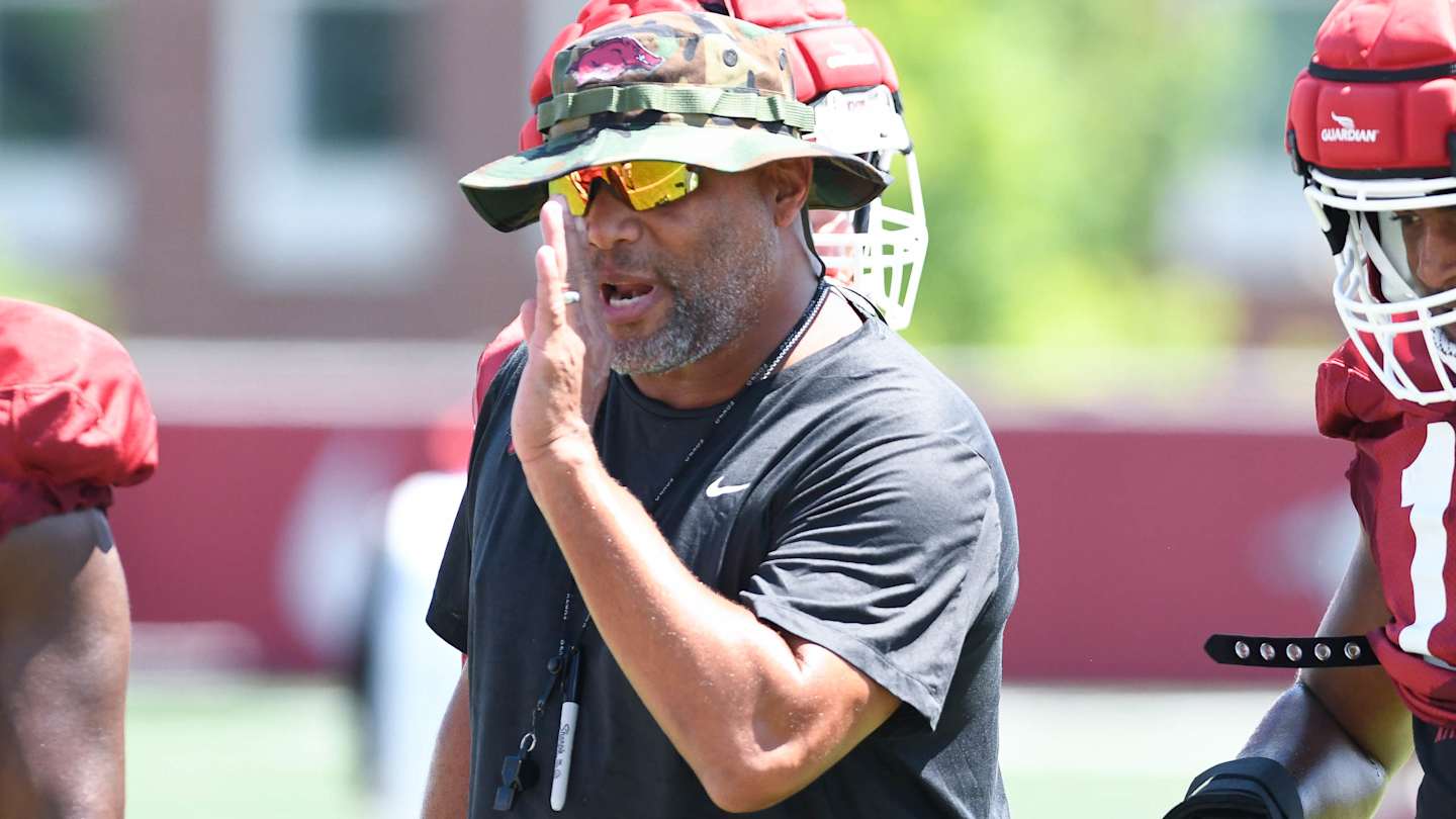Razorbacks DL boss Adamas shows support for players benefitting from ...