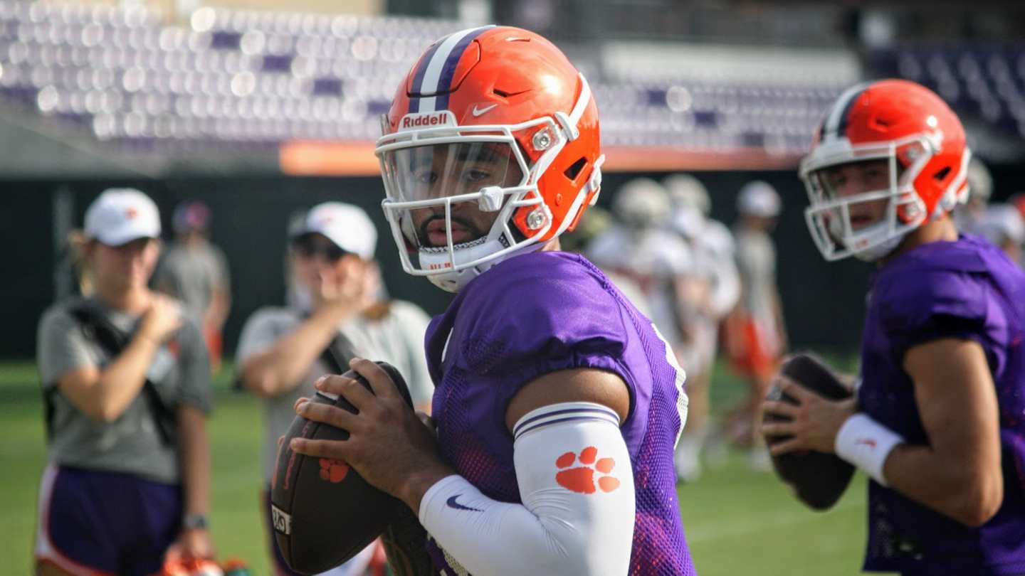 Brandon Streeter Working to Keep Clemson Tigers QB DJ Uiagalelei ...