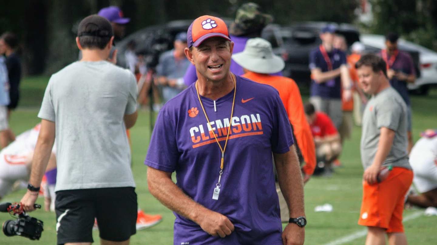 Recruiting Momentum Continues for Clemson as Tigers Look to Finish ...