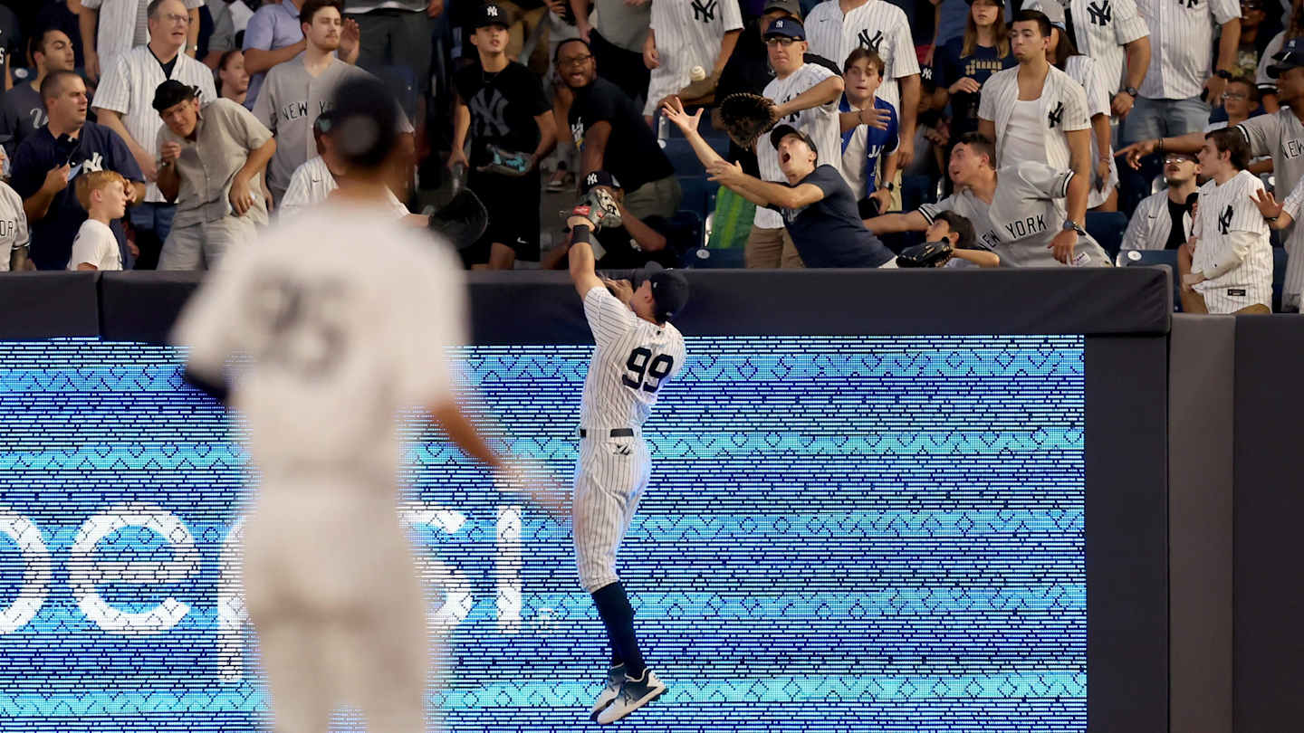 WATCH: Aaron Judge Makes A Miraculous Catch - Fastball