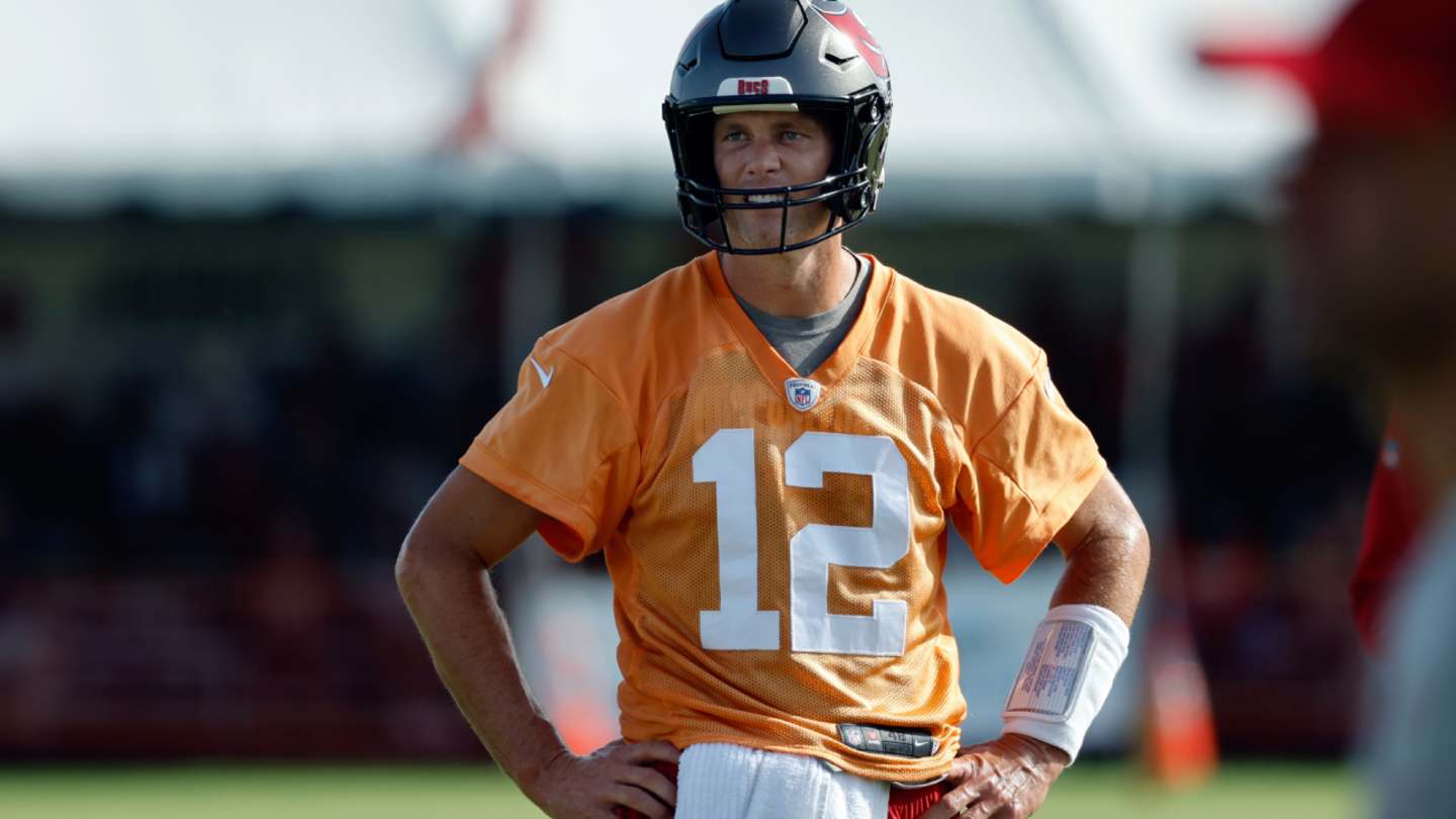 Infamous Tom Brady Clip From 2021 Goes Viral After Dana White’s Claims ...