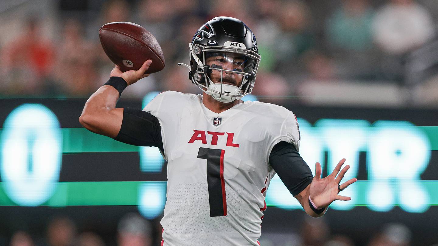 WATCH: Marcus Mariota Scores First Touchdown with Atlanta Falcons ...