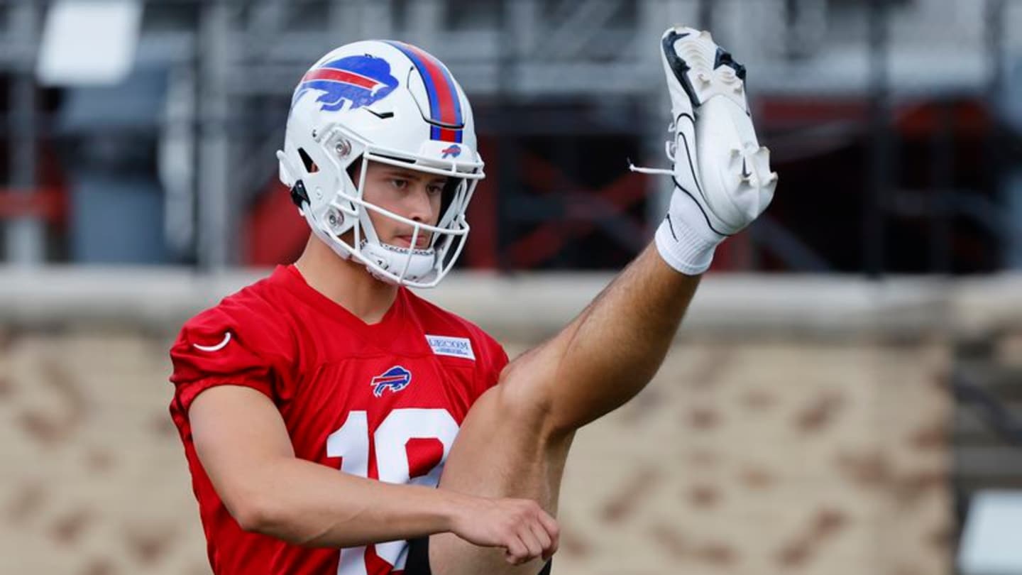 Ex Buffalo Bills Punter Matt Araiza Signs with New Team - Sports ...