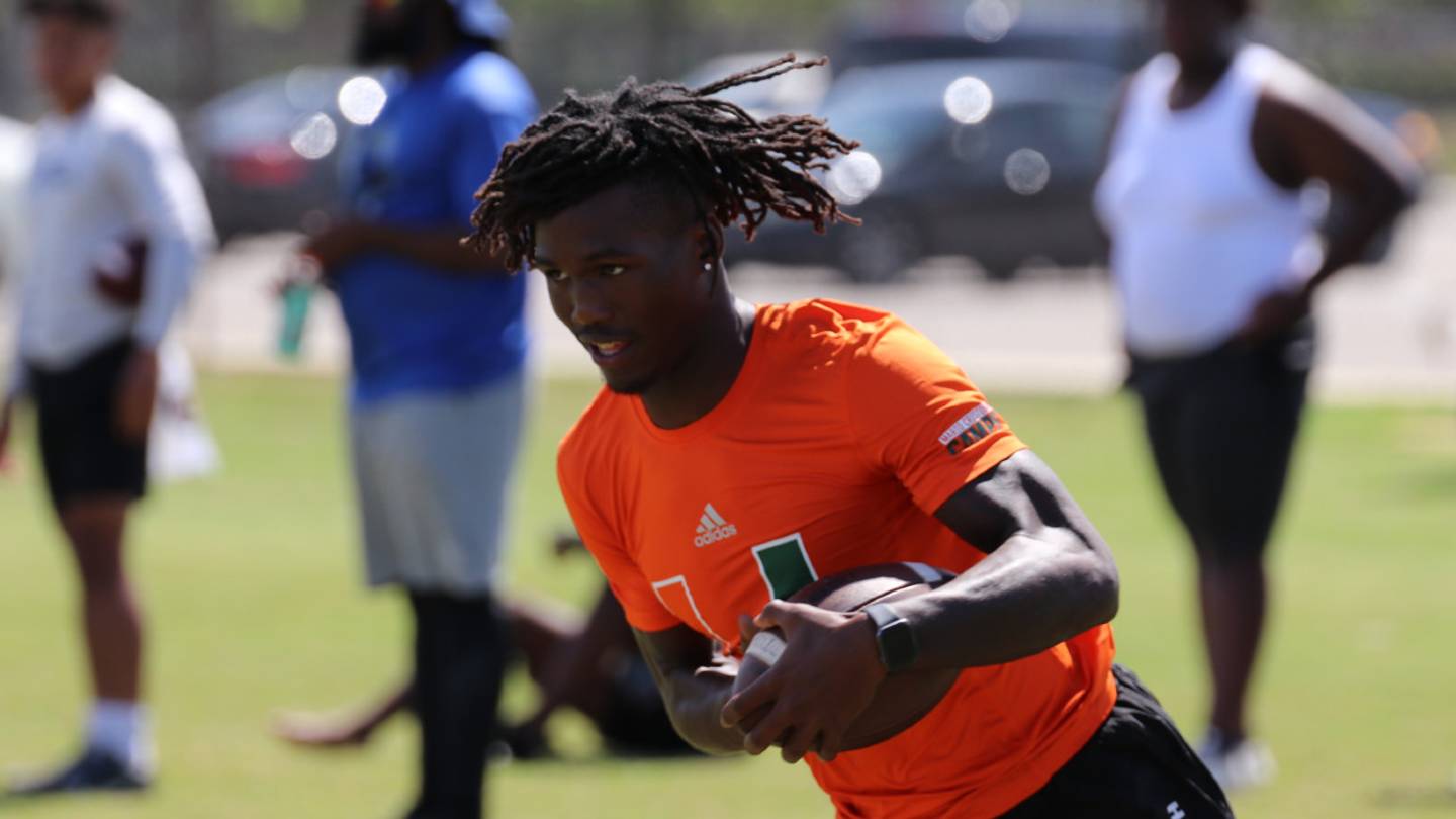 Players & Battles To Watch In Miami Hurricanes Spring Practice Day 1 ...