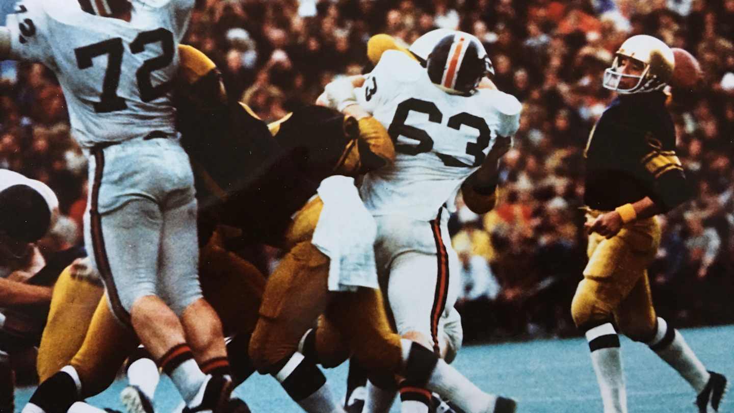 Top Husky Starting QB Debuts Begin with Sixkiller - Sports Illustrated ...