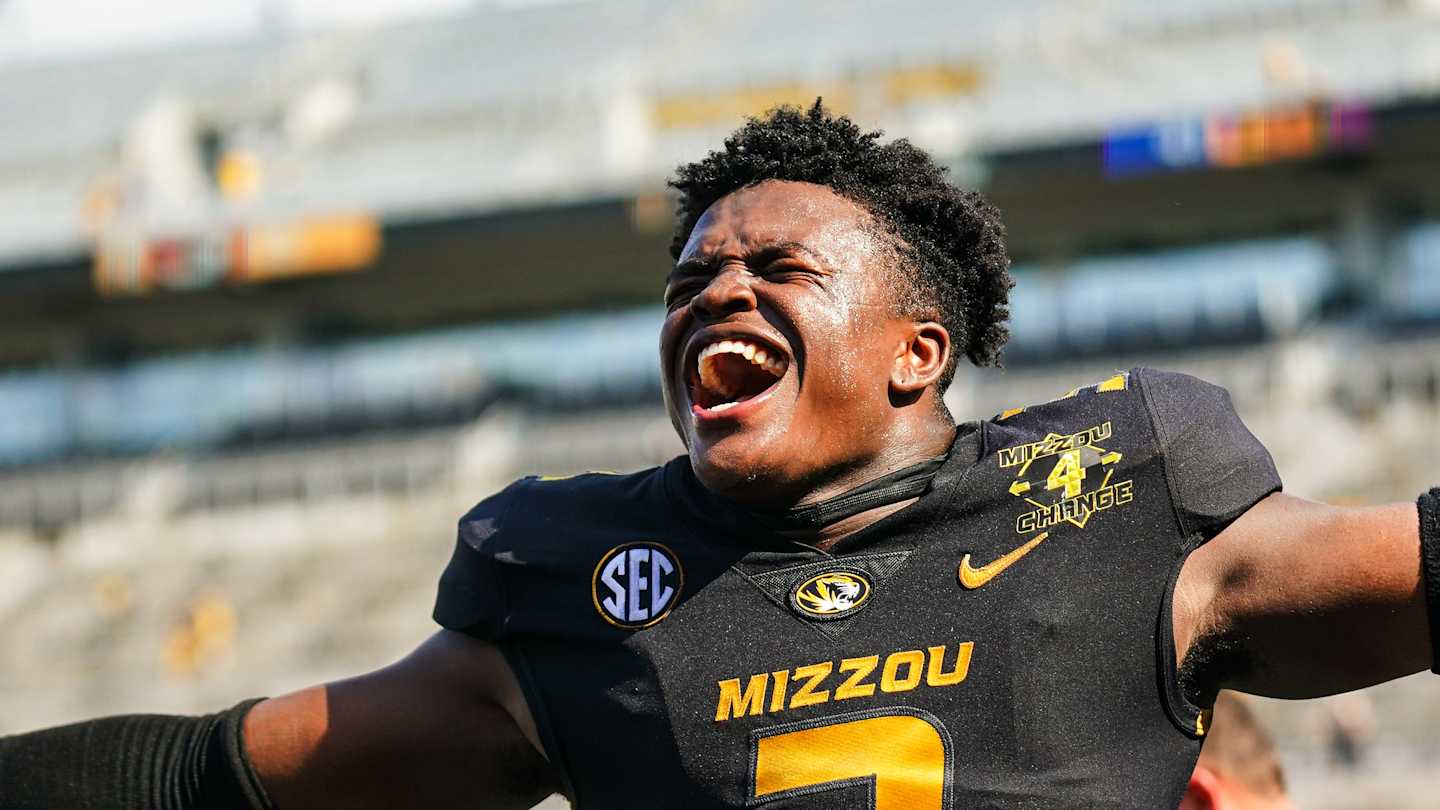 Blake Baker Says Missouri Tigers DB Martez Manuel Does "Phenomenal Job ...