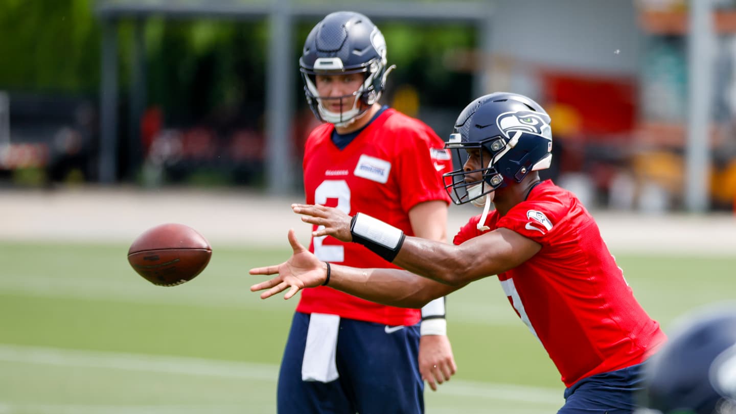 Seattle Seahawks' Geno Smith On 'Bittersweet' Drew Lock Reunion: 'He's A Starter' - Sports ...