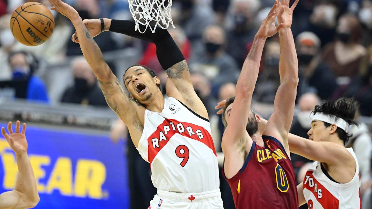 Raptors Training Camp Features Tough Decisions - Sports Illustrated ...