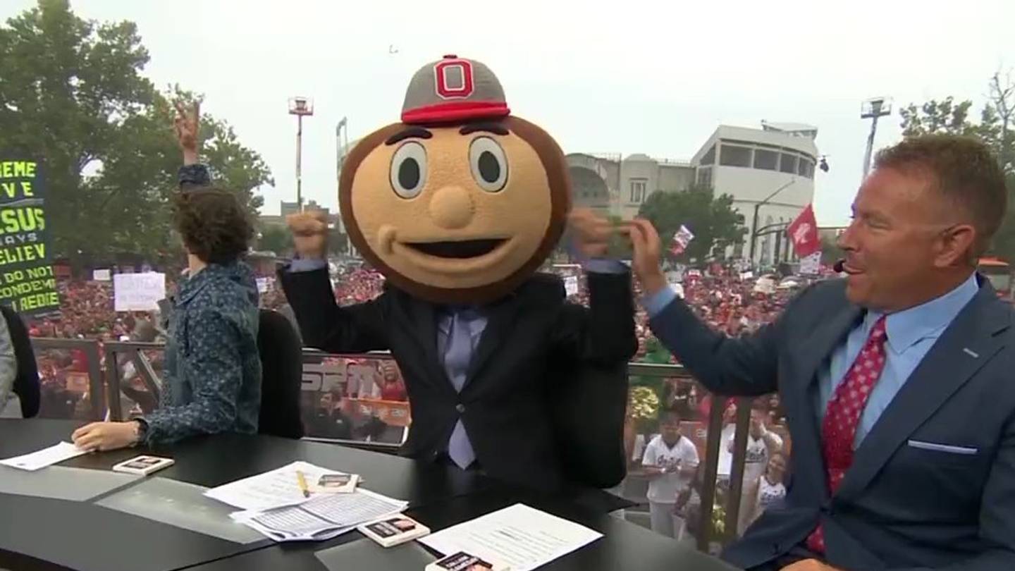 ESPN College GameDay hosts make Week 1 college football picks - College ...