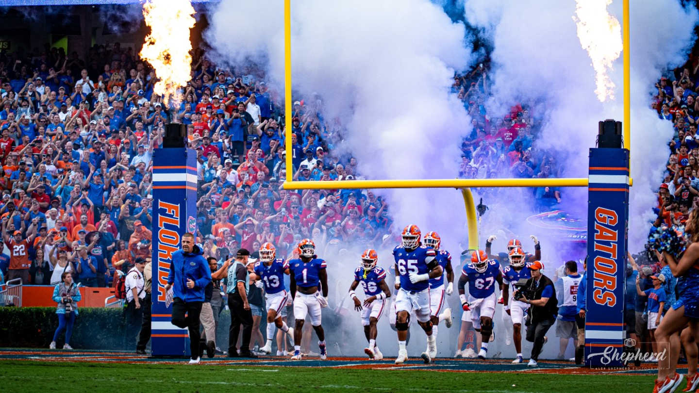 Photo Gallery: Florida Gators Upset Utah Utes in The Swamp - Sports ...