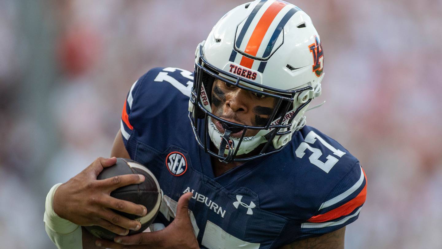 Auburn RB Jarquez Hunter named one of SEC's 'most intriguing' players ...