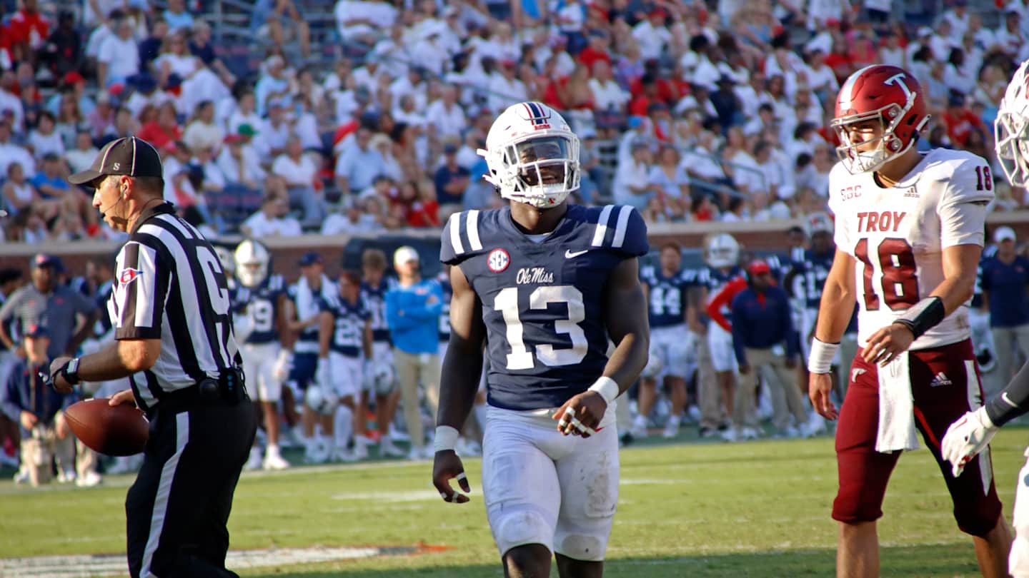 Ole Miss Rebels' S/LB Ladarius Tennison Plans To Enter NCAA Transfer Portal - The Grove Report ...