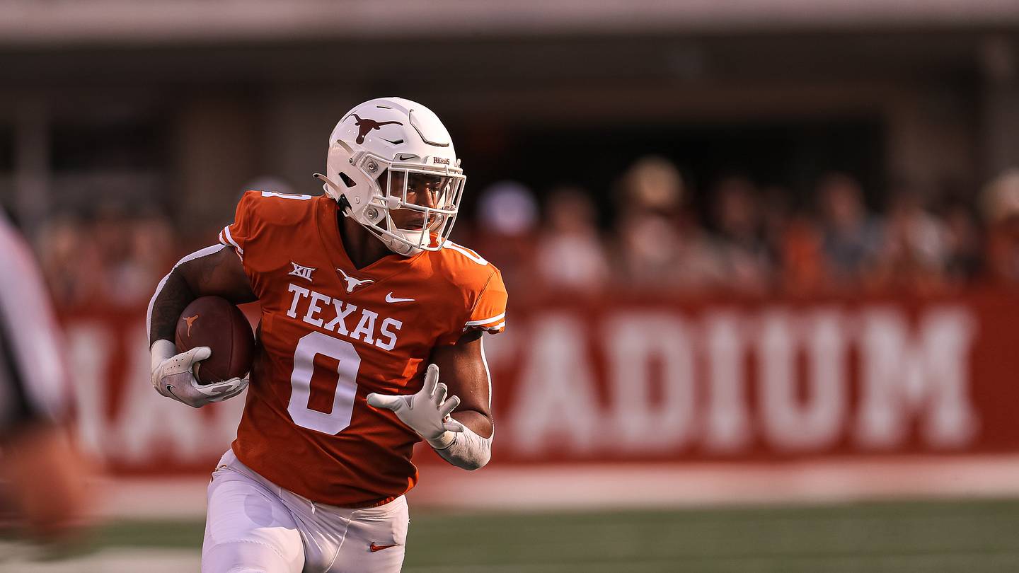 PFF Ranks Texas Longhorns Ja'Tavion Sanders As Top 10 Returning TE For ...