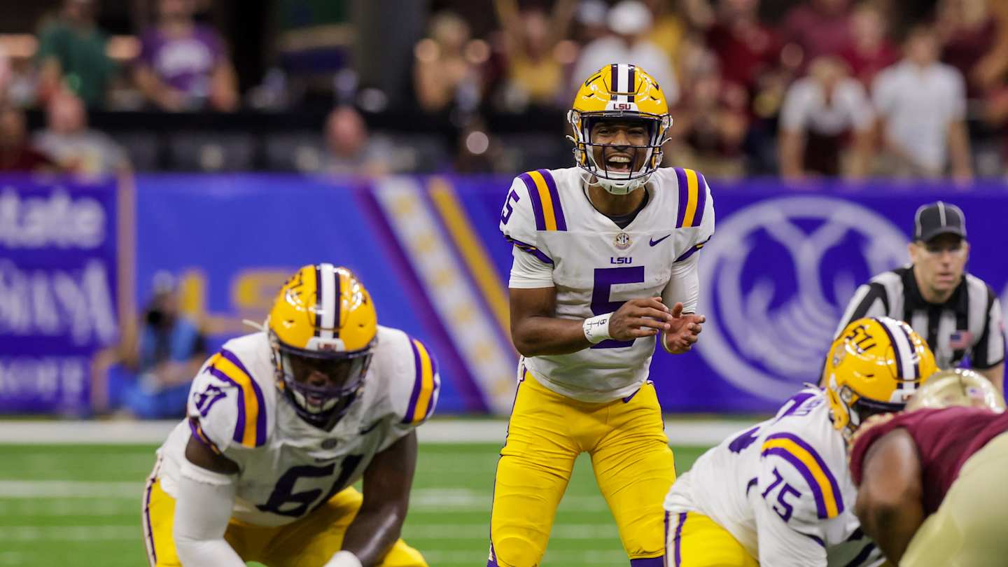 LSU QB Jayden Daniels Signs Unique NIL Deal - Sports Illustrated LSU ...