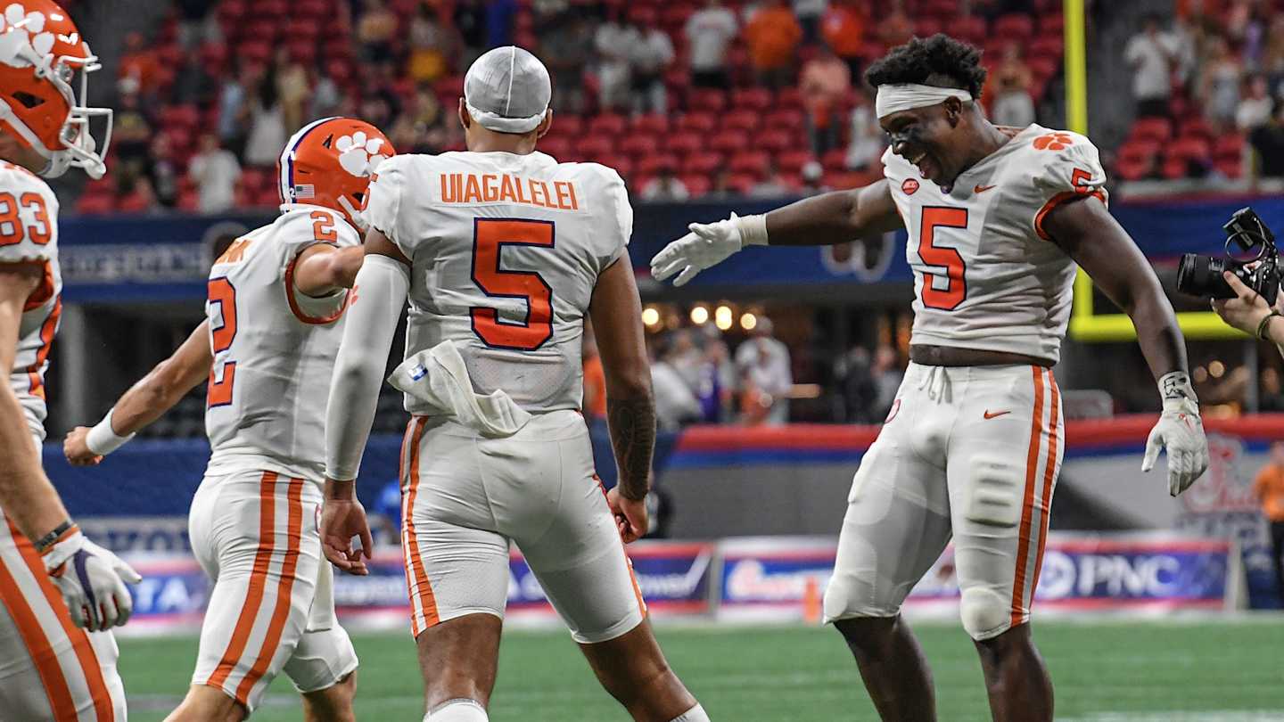 Position Grades: Clemson at Georgia Tech - Sports Illustrated Clemson ...