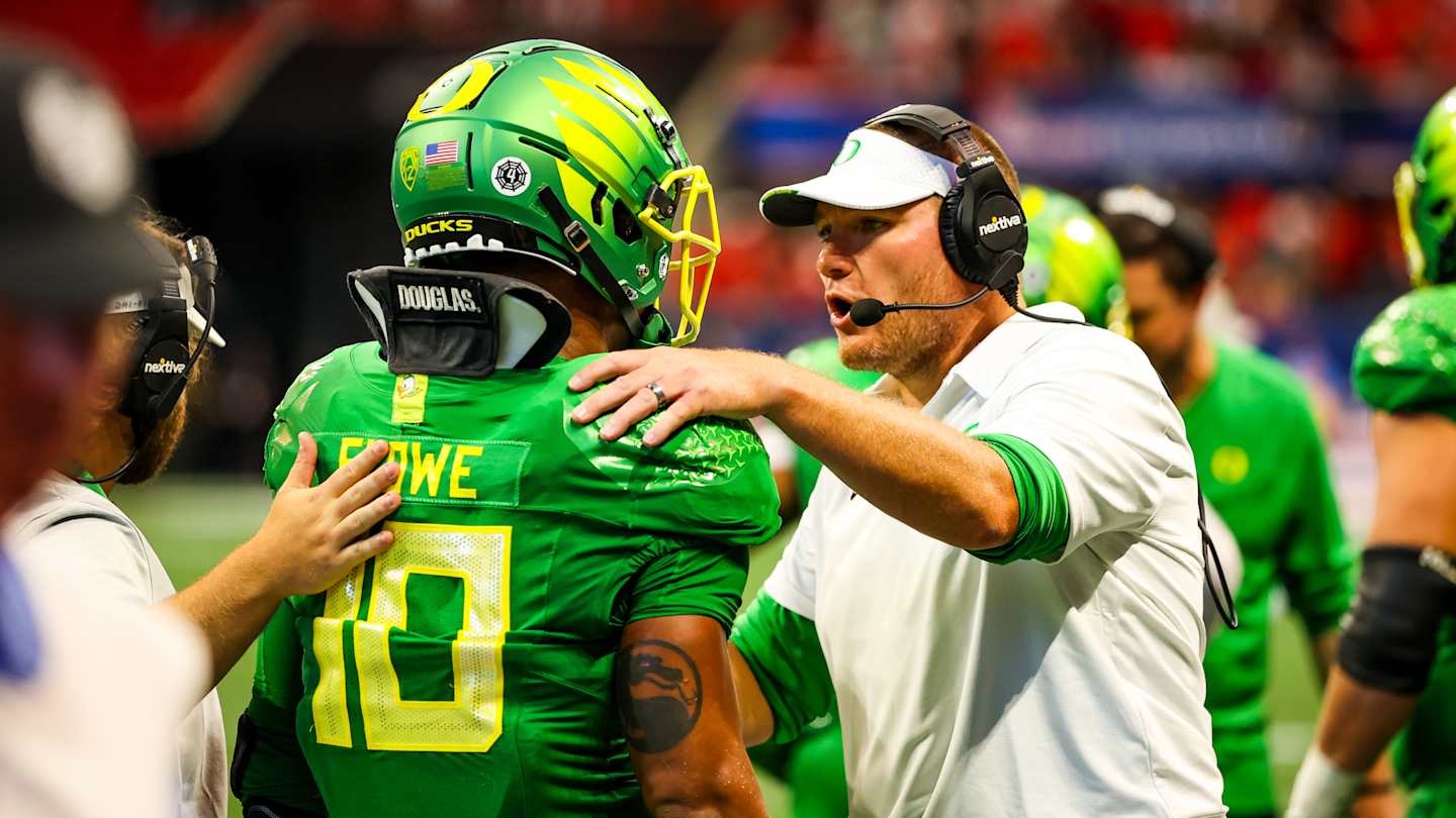 Oregon vs. Eastern Washington Eagles: Ducks Defensive Players to Watch ...