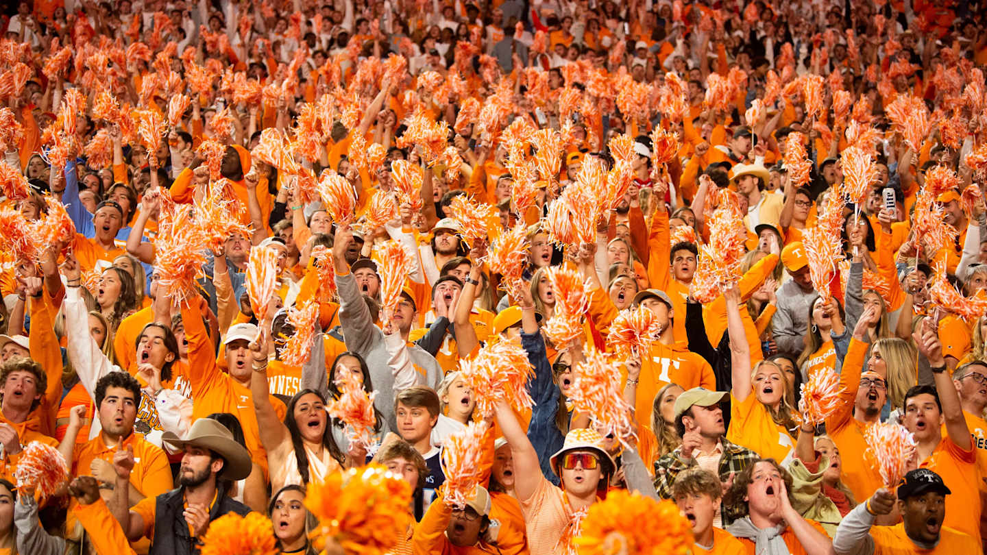 Tennessee Vols Football Fans Make Presence Known at Pittsburgh Pirates ...